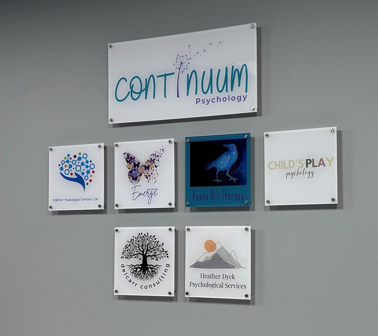 Acrylic Signs Fort Saskachewan, AB | Custom Acrylic Sign & Letters Design